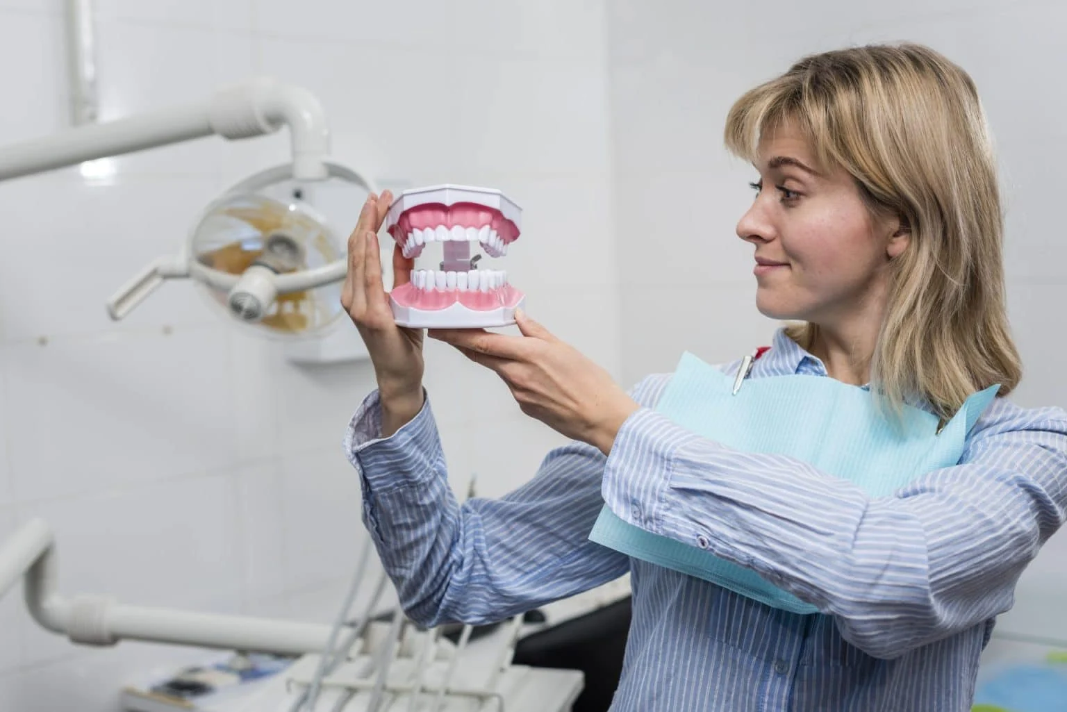 Which Dentures Are the Most Comfortable? | Apex Dental Studio